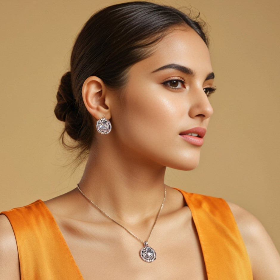 Buy Women's Pendant Sets Online | Blingvine