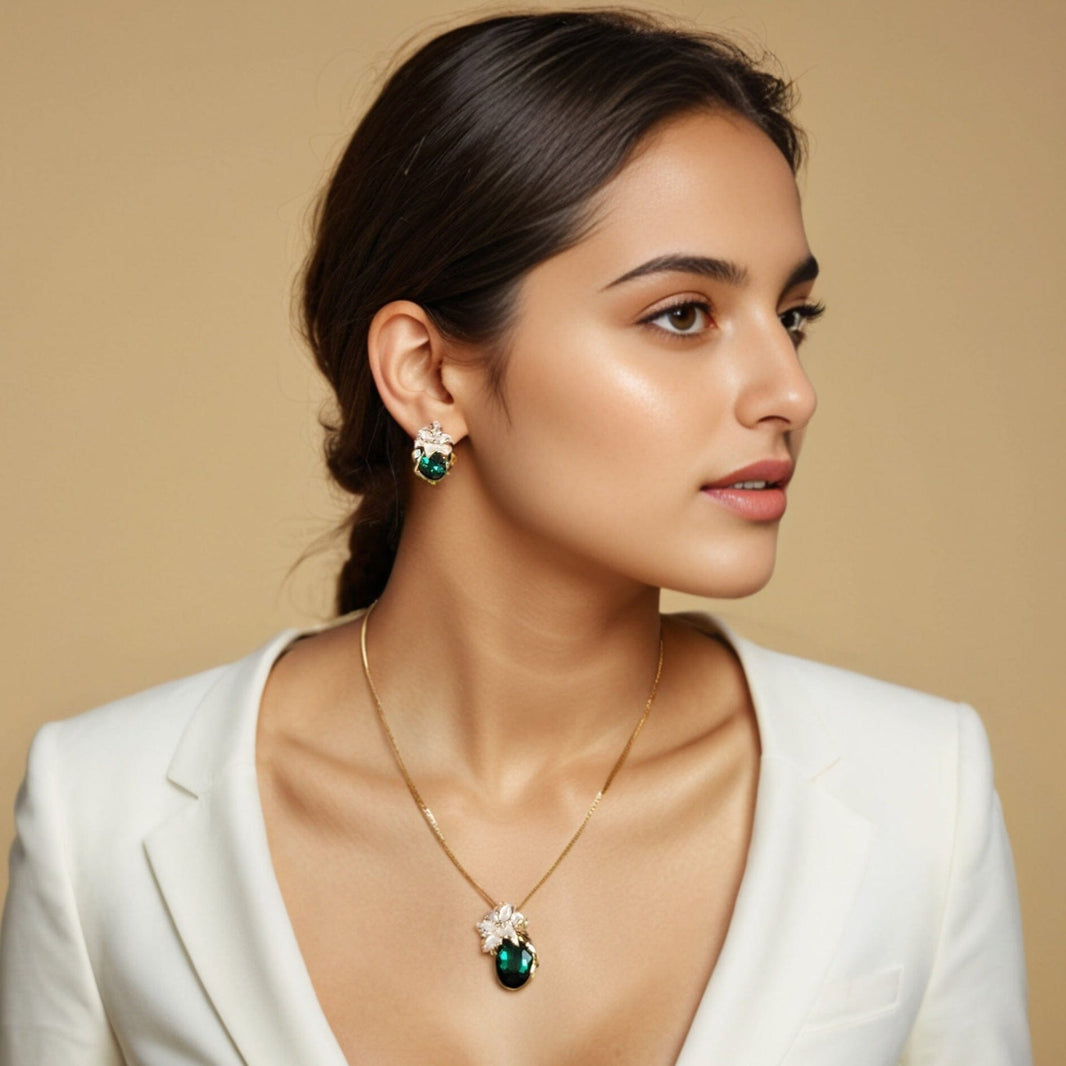 Buy Women's Pendant Sets Online | Blingvine