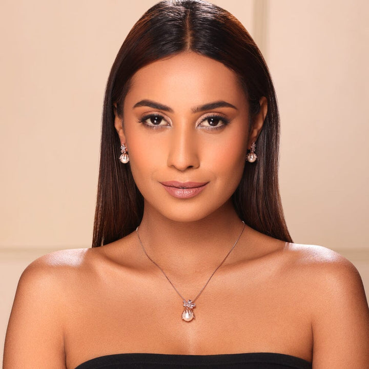 Buy Elegant Office Wear Jewellery at Blingvine